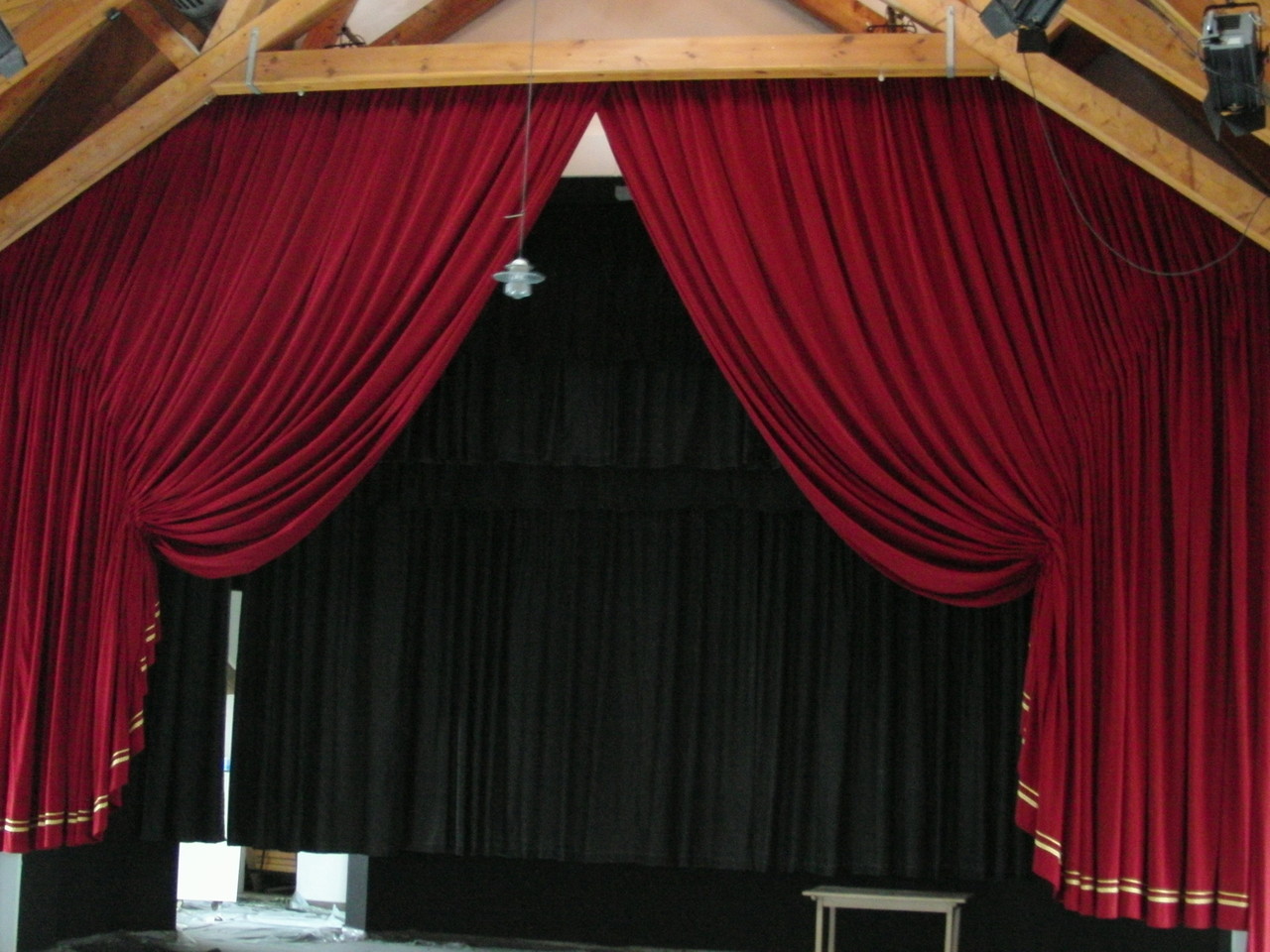 Theater- und Bühnenvorhänge, Kinovorhänge - Polsterei, Theatervorhänge ...