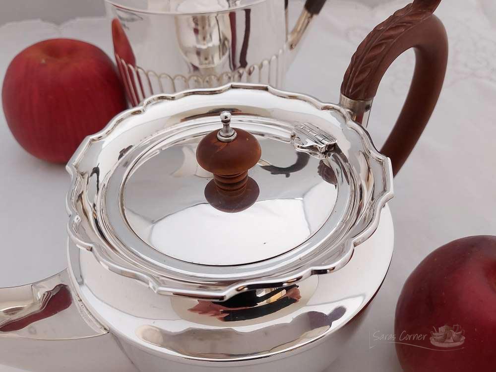 Silber Teekannen - Saras Corner