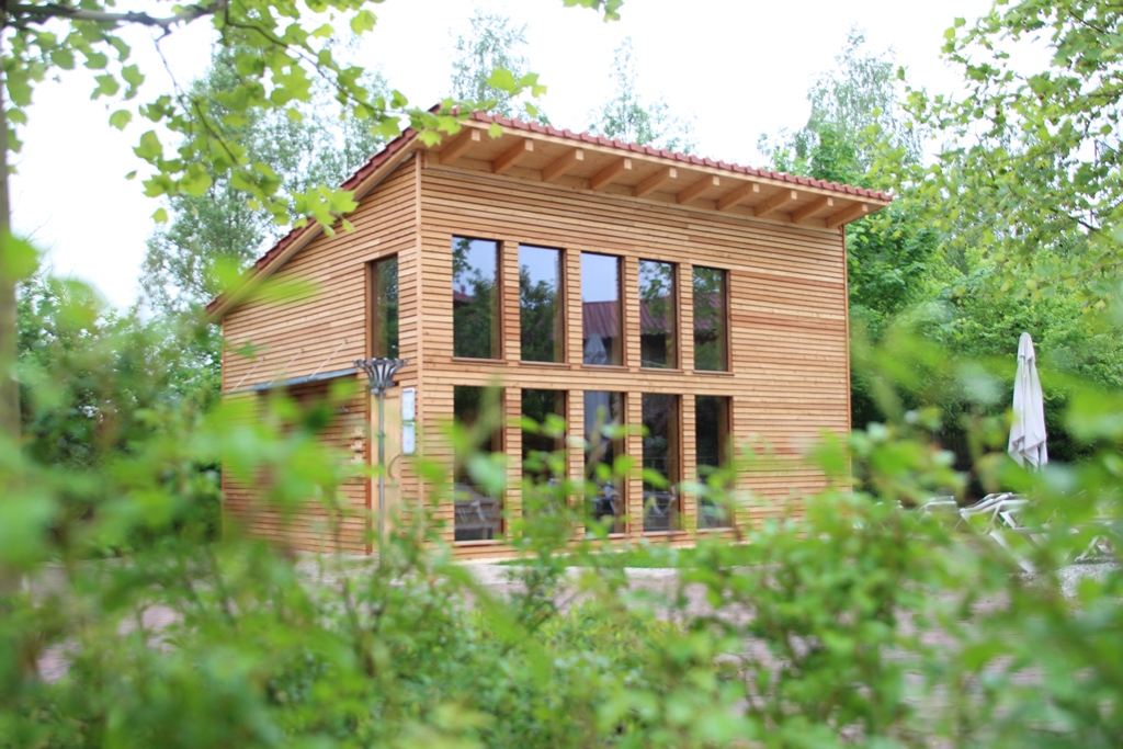 Herzlich willkommen im Saunagarten Mainaschaff am Mainparksee ...