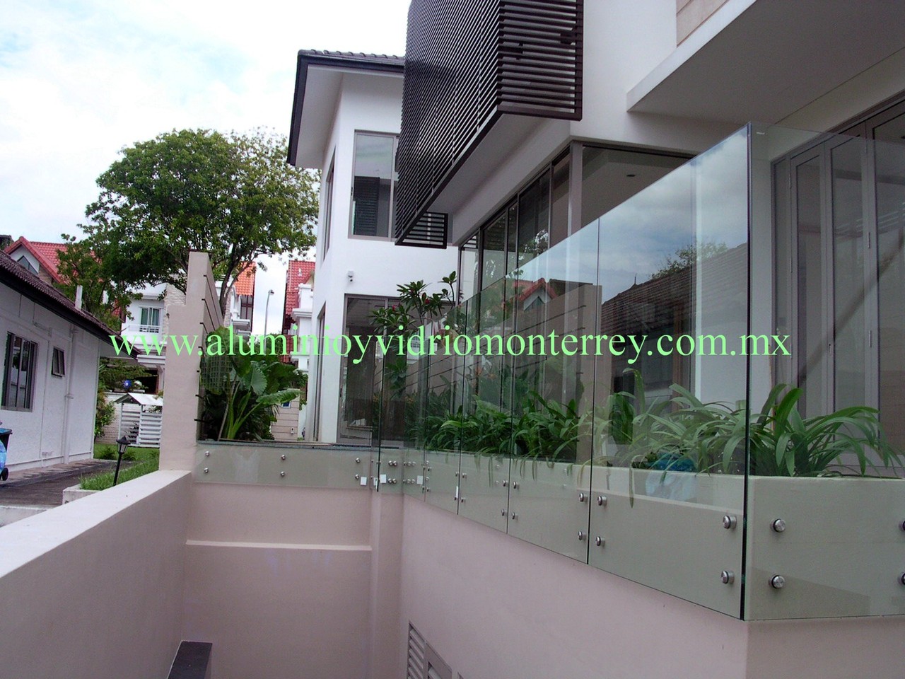 Barandales y Pasamanos - Página web de aluminioyvidriomonterrey