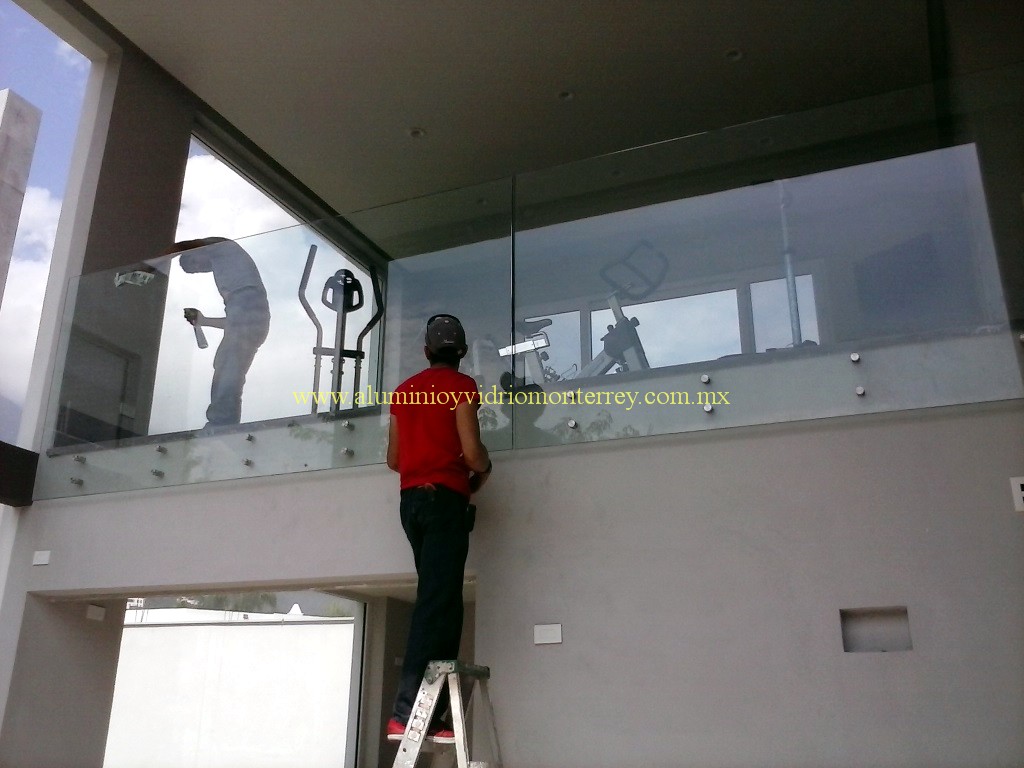 Barandales y Pasamanos - Página web de aluminioyvidriomonterrey