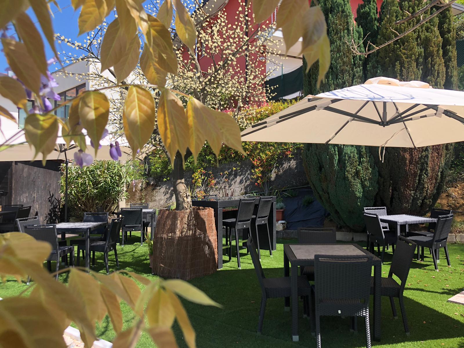 Location - Botanic Lounge Bar - Cocktail, Tapas e Wine bar nella ...