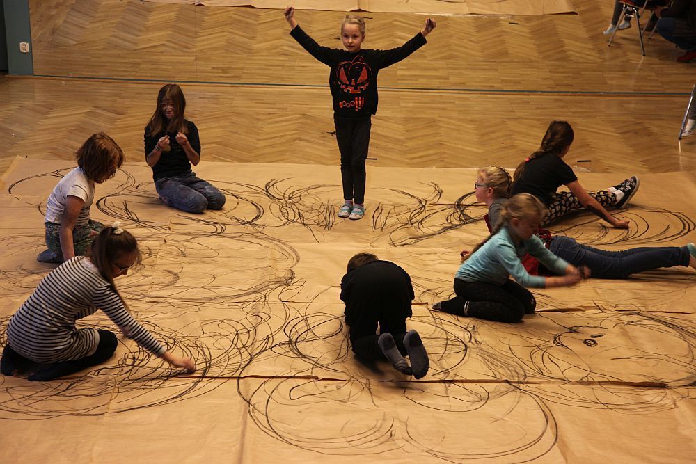 T: Happening o performance - Strona internetowa sp4plastyka!