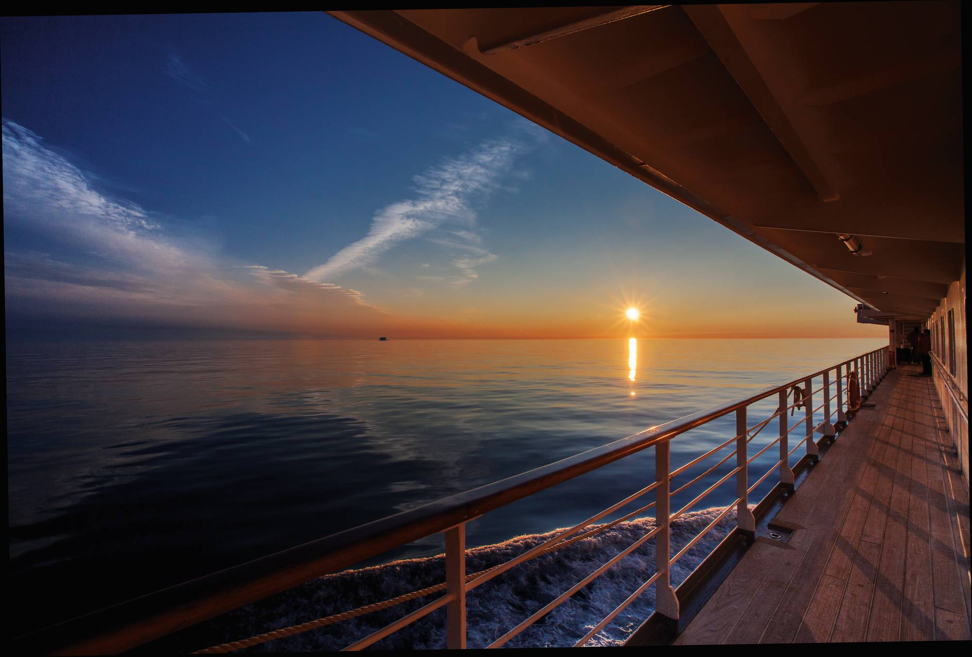 Luxus Kreuzfahrt kleine Schiffe Übersicht - Emocean Luxus Kreuzfahrten