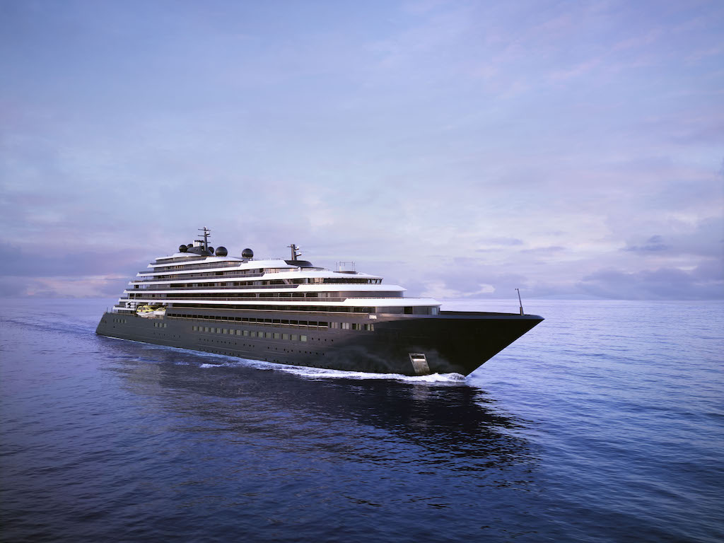 Ritz-Carlton Yacht "Evrima" - Emocean Luxus Kreuzfahrten