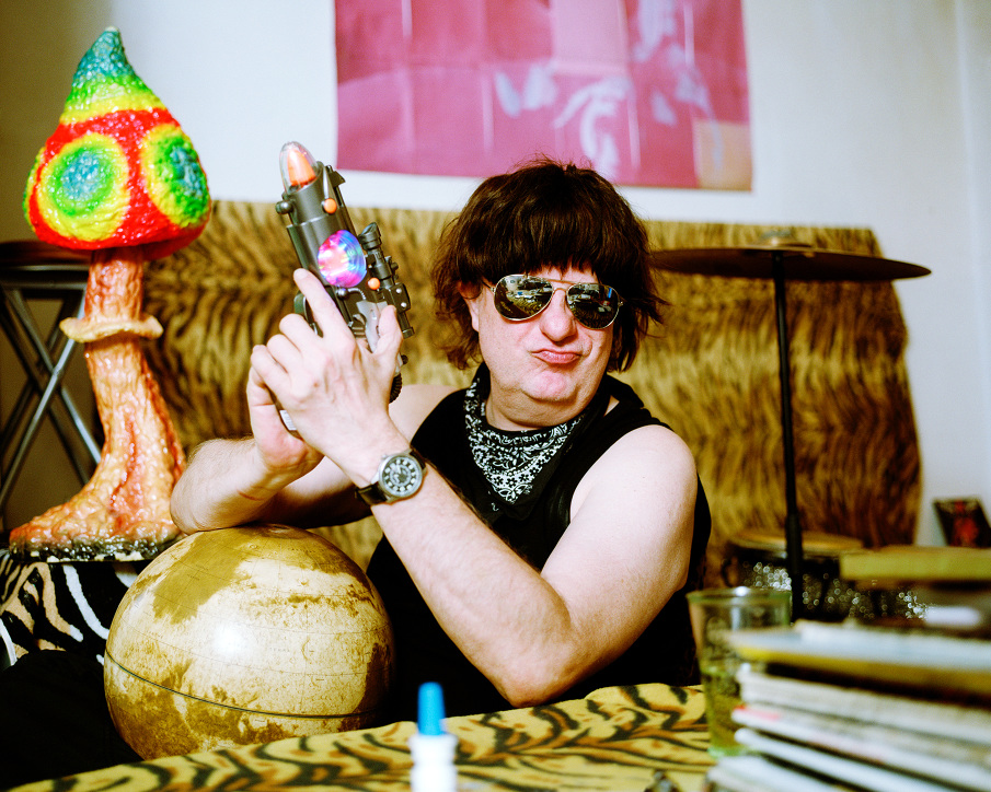 Ronnie Rocket Superstar! - Ronnie-Rocket-Superstar!