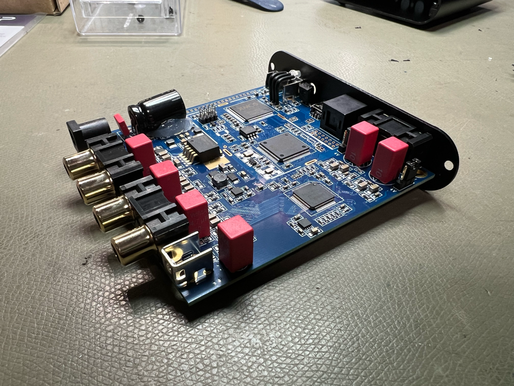 miniDSP 2x4 HD / DDRC24 - Sweetspot Audio - HiFi- und ...