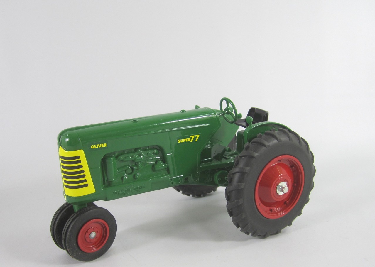 Archive 1/16 Oliver farm toy tractor - Arizona Diecast & Models