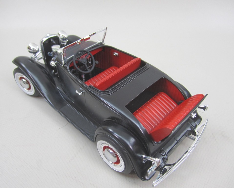 Custom Models diecast plastic kit - Arizona Diecast & Models