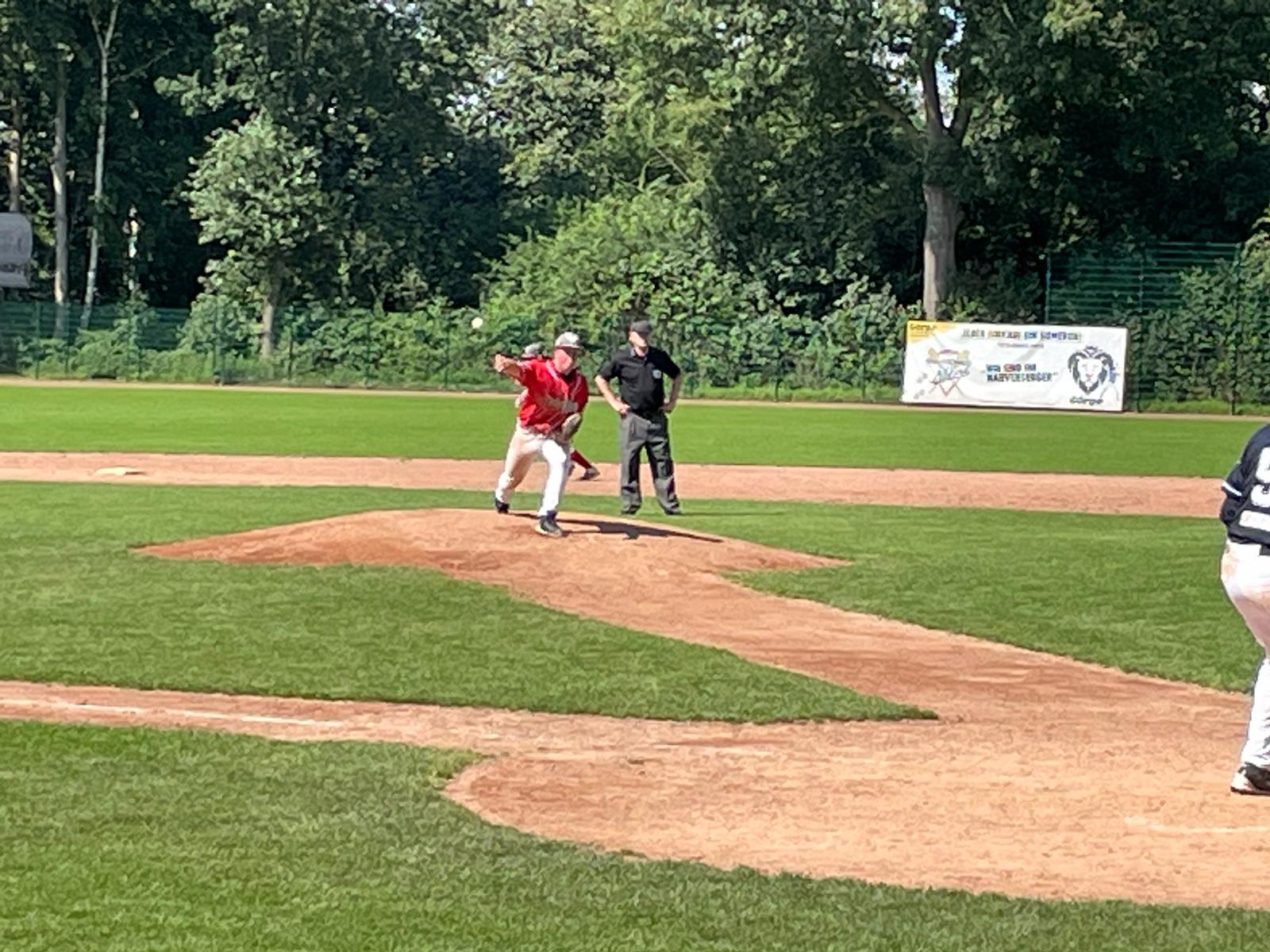 Blackbirds 2 verpassen den Sweep in Braunschweig - Wolfsburg Blackbirds - Baseball