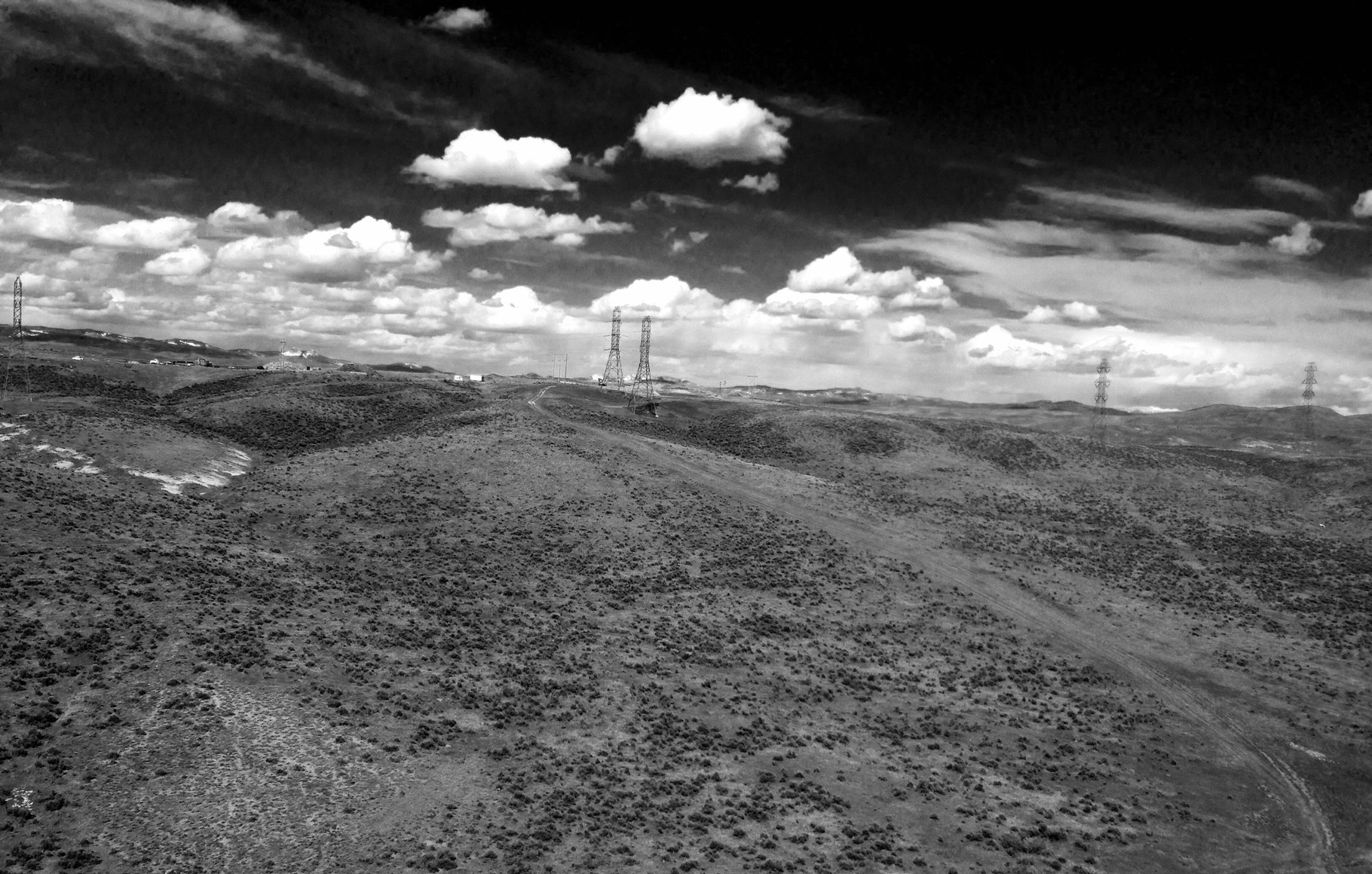 Power line Patrols - Colorado Helicopter Services | Helicopter Pipeline ...