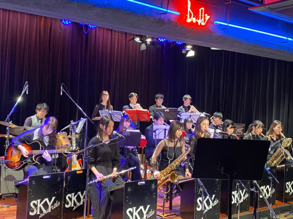 ABOUT - skysoundsjazzorchestra ページ！