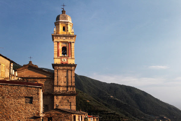 Luxury Holiday Home in Montalto Ligure - Dolcevita Liguria