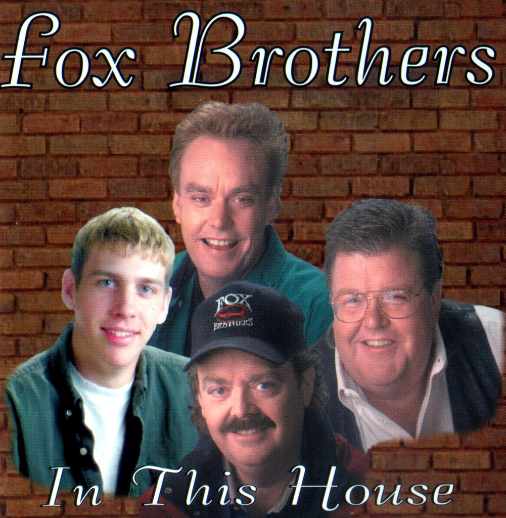 THE FOX BROTHERS - Bensound Musikshop