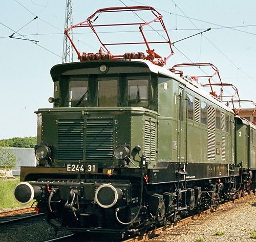 Baureihe E 244 - Dampflok-Bilder.jimdo.com