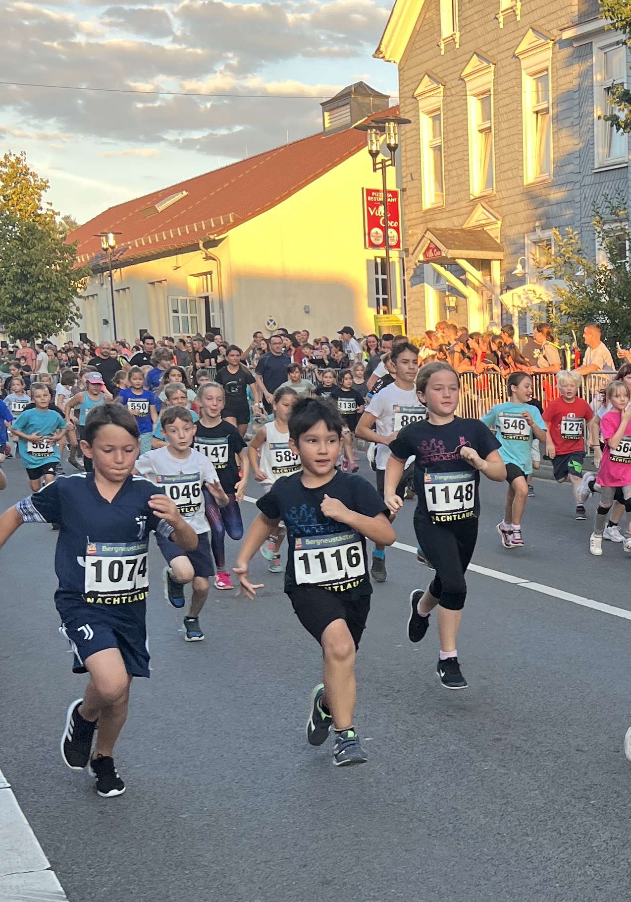 Teilnahme am Nachtlauf - Grundschule Hackenberg