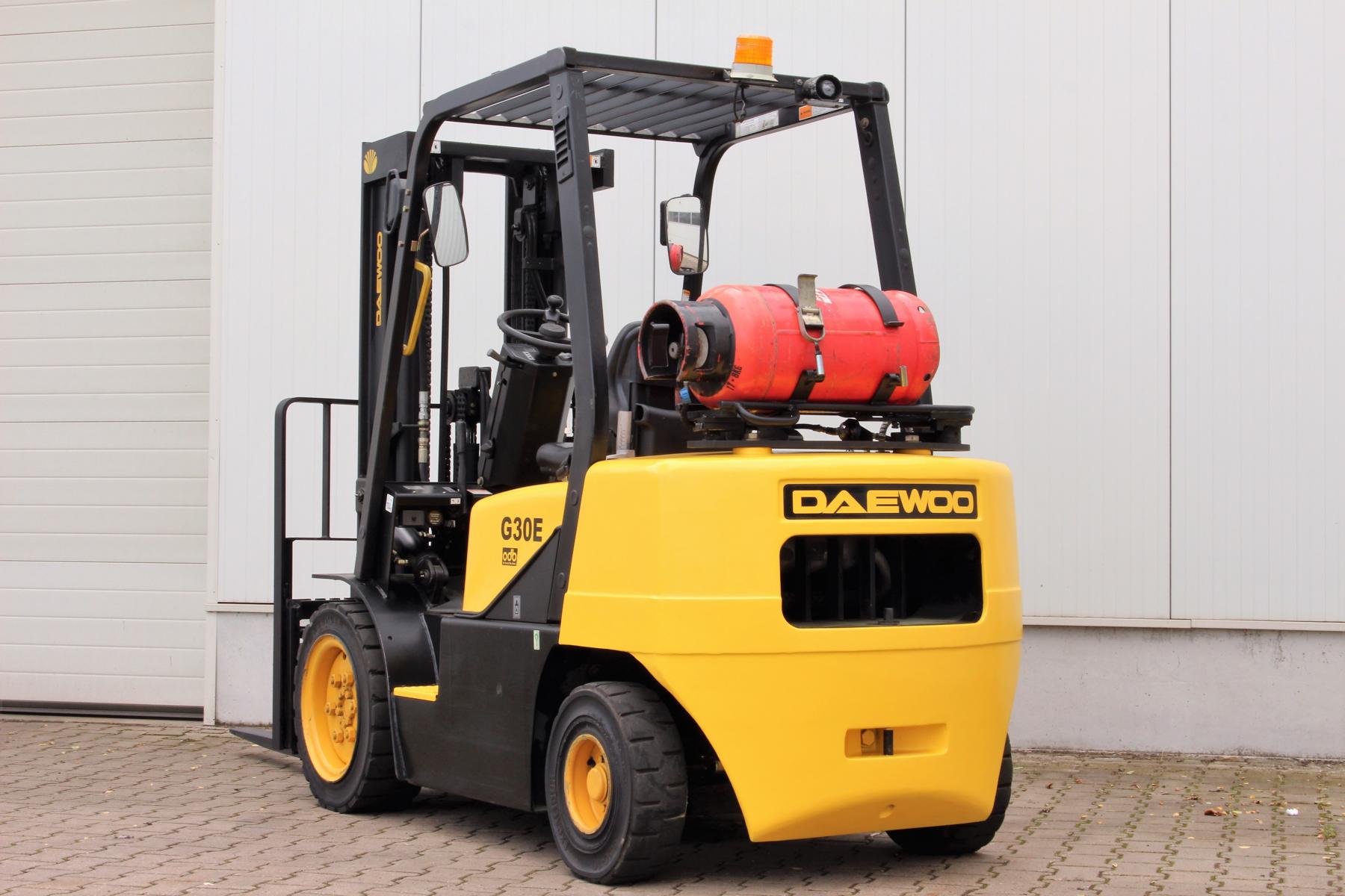 Daewoo G30E-3 Triplex - GG Gabelstapler GmbH