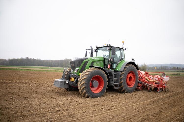 Aussat - Jung Agrarservice Hattert Westerwald