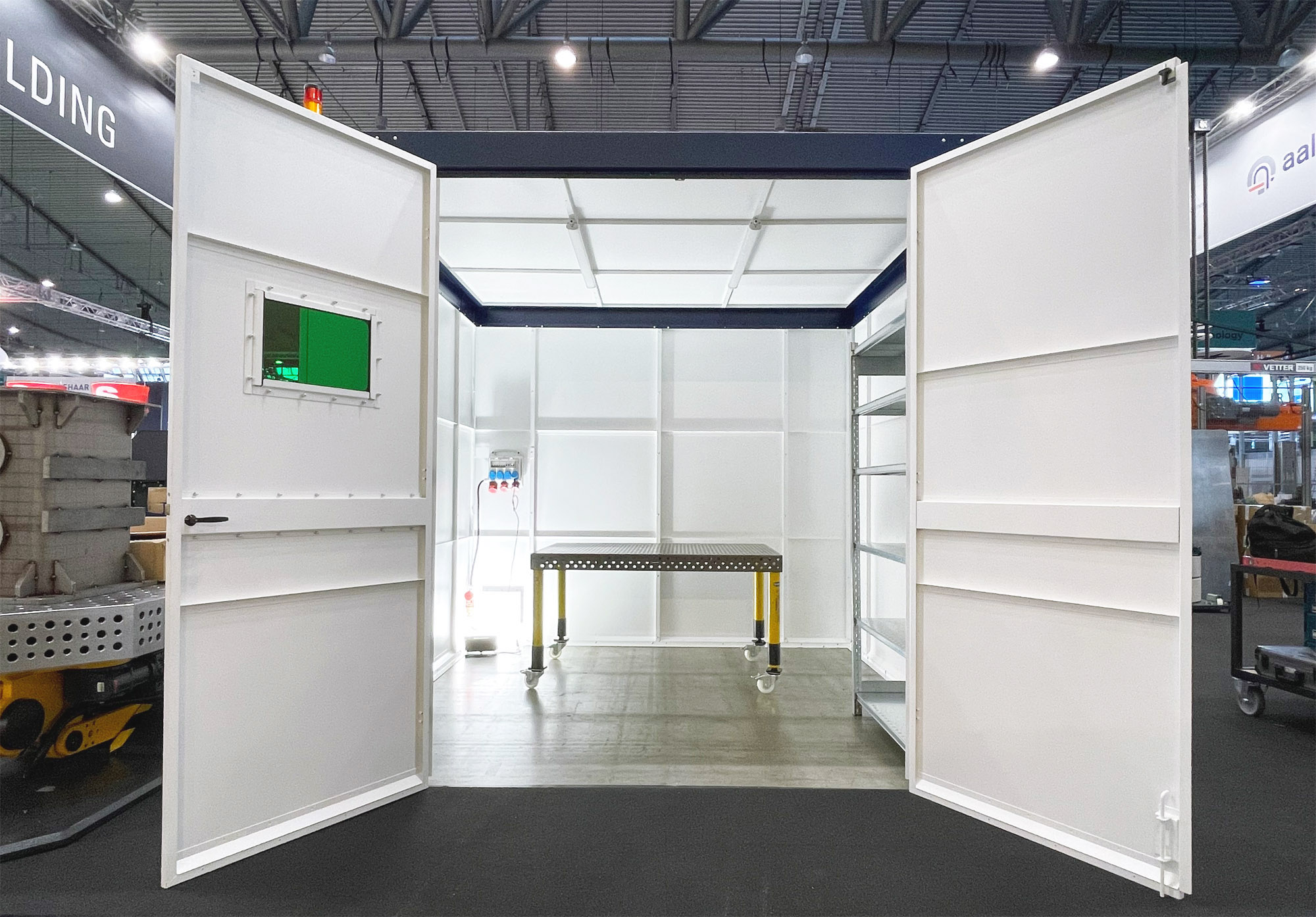 Die FETZER Laserschutzkabine - Fetzer Metalltechnik GmbH