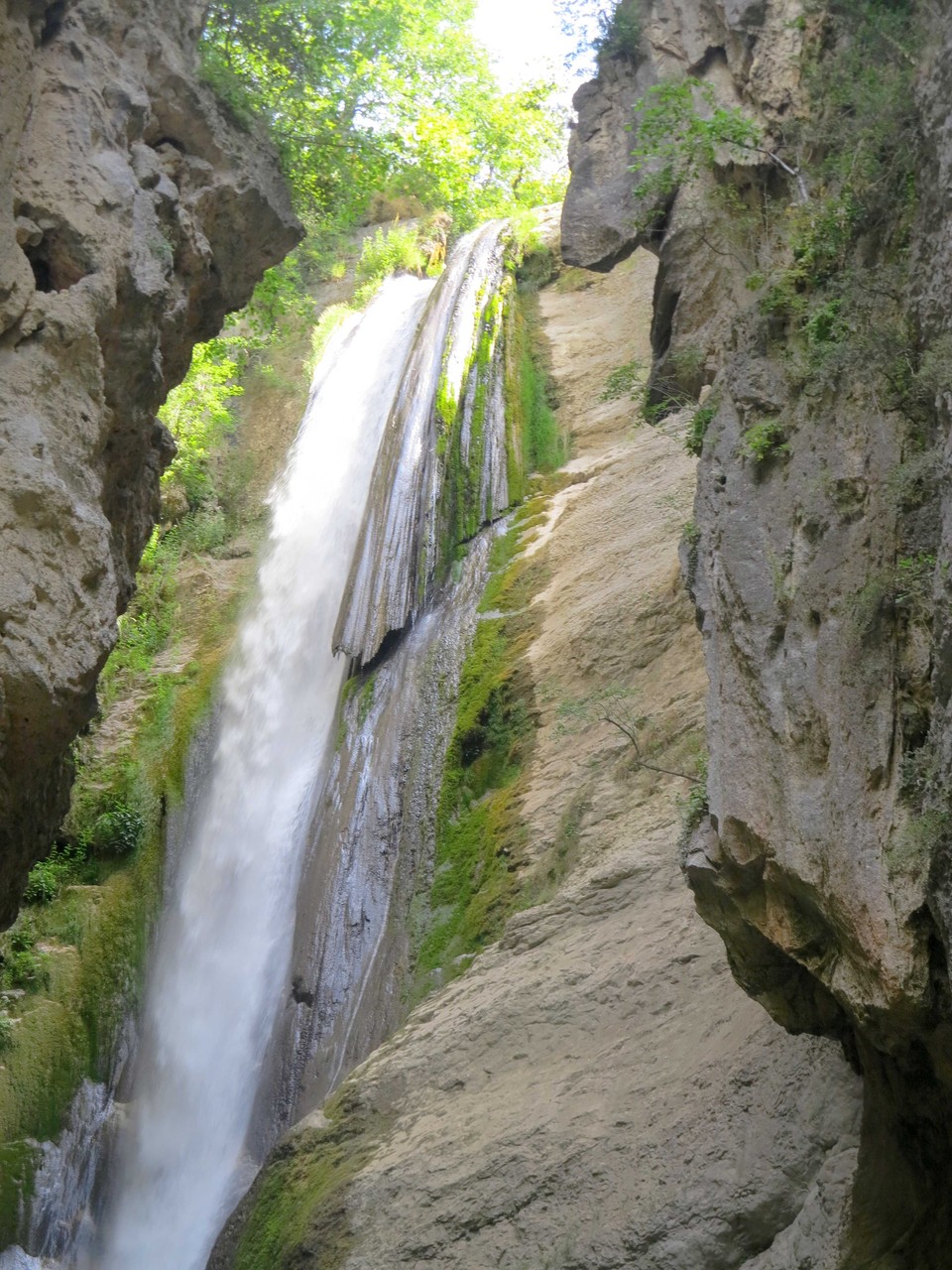 Randonnée Dans le Vercors : La Chute de la Druise et le Canyon Des ...