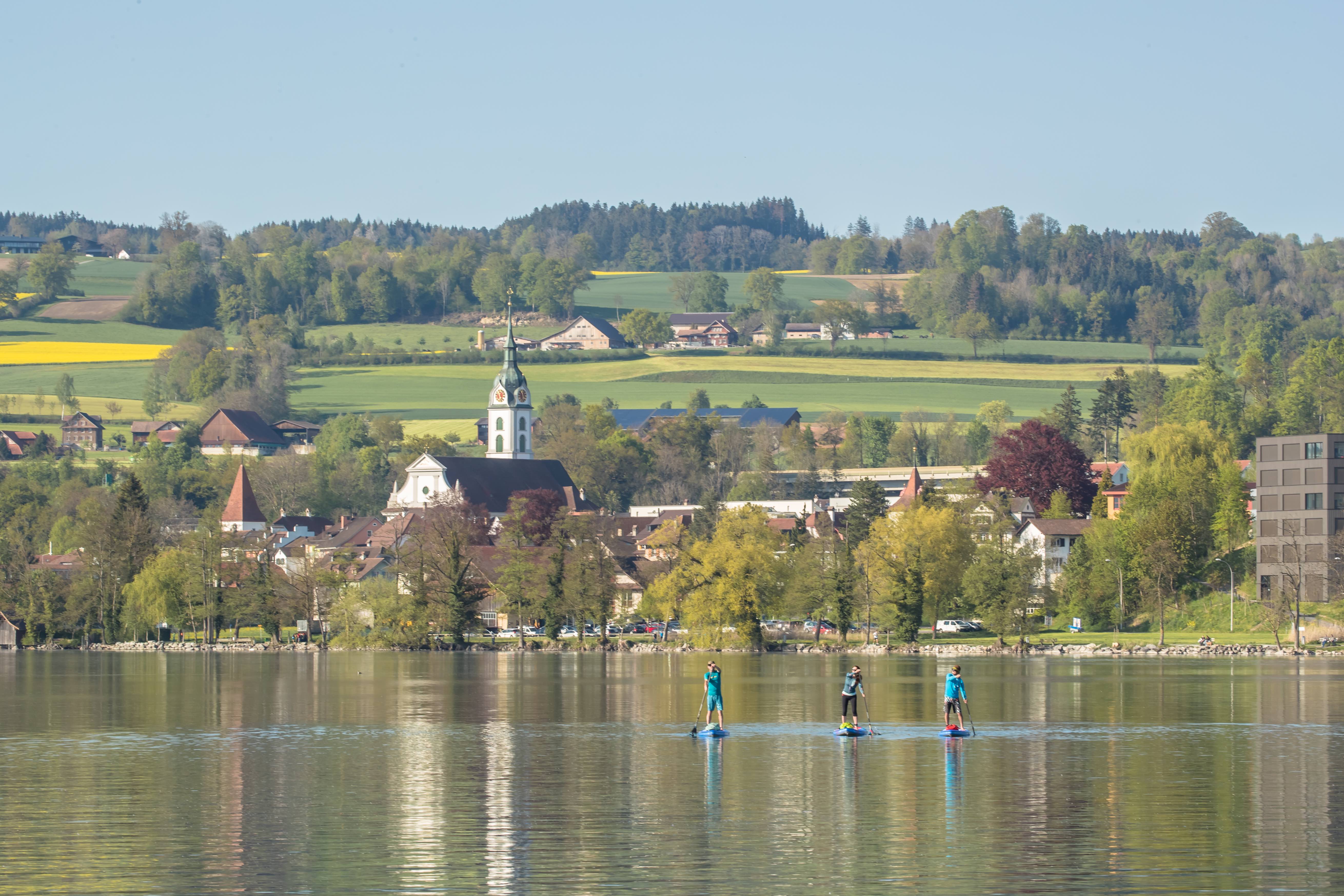 SUP auf der Reuss - LIQUID TRAILS
