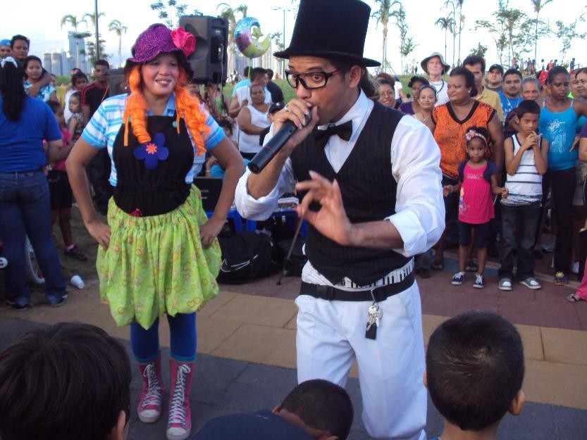 Payasos, Animadores y Magos - Happy Kids Panama - Eventos y - Fiestas ...