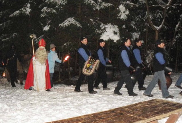 9. Juni: Hochziit Ueli und Isabelle - Trinklerklub Kerns