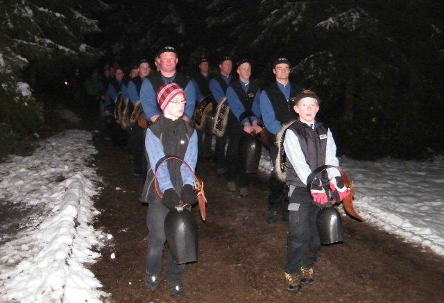 9. Juni: Hochziit Ueli und Isabelle - Trinklerklub Kerns