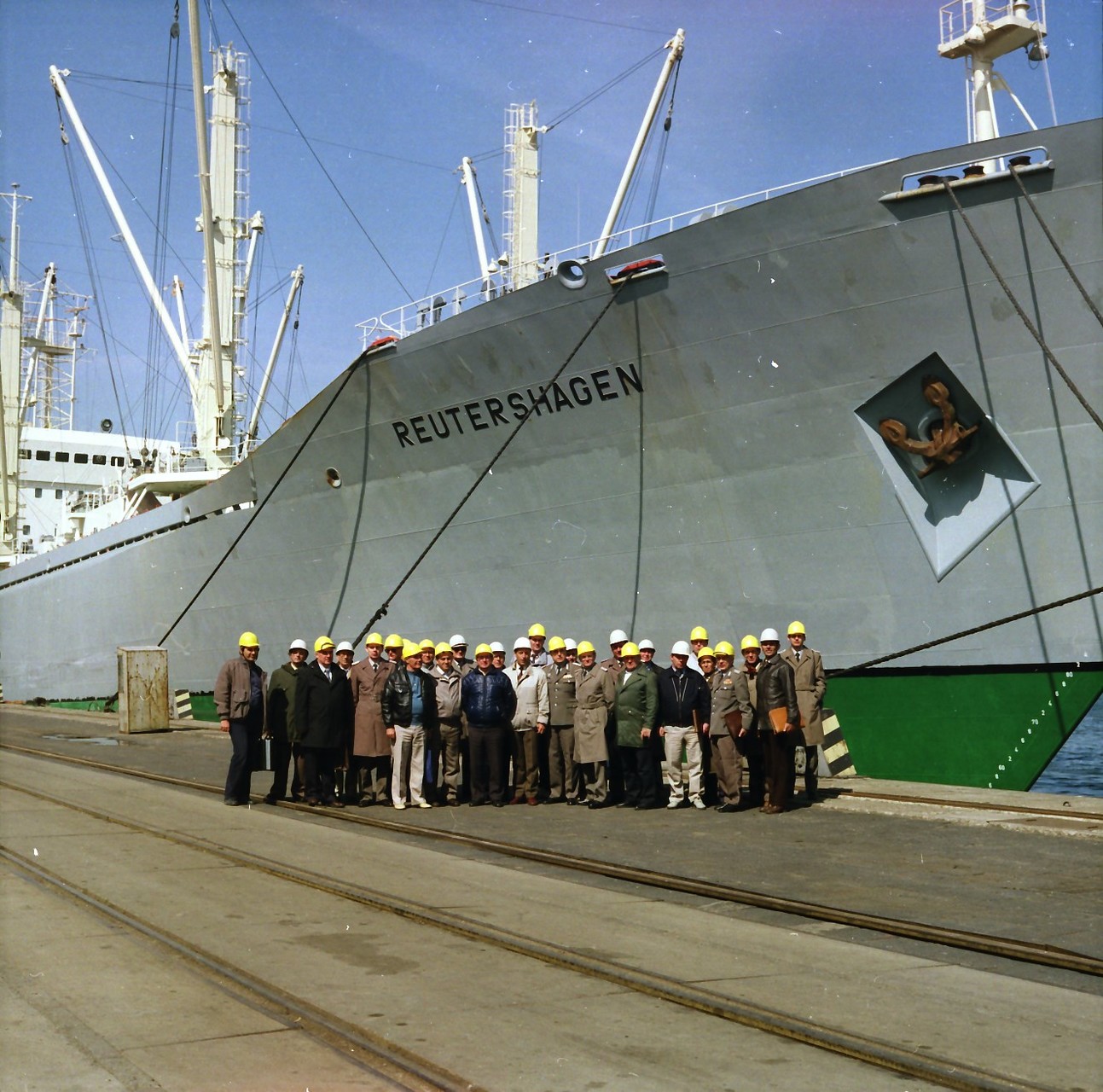 An Land - Arbeitskreis Hochseefischerei Rostock e.V.