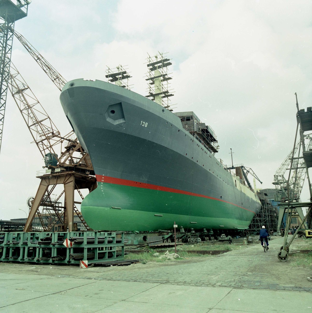 An Land - Arbeitskreis Hochseefischerei Rostock e.V.