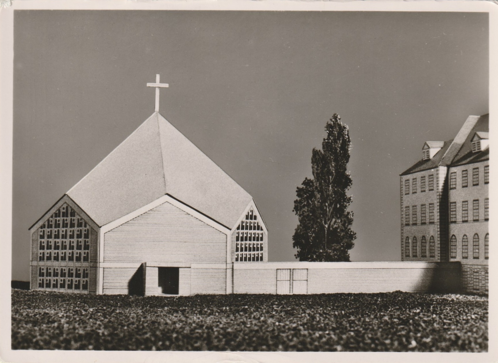 Vor 60 Jahren: Weihe der Neuen Sankt-Peter-Kirche beim Missionshaus der ...