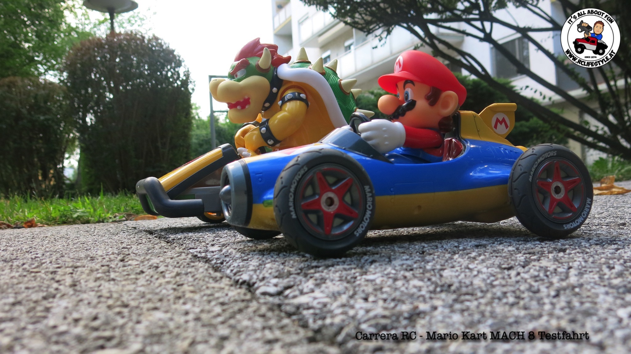 Carrera RC - Super Mario gibt Vollgas mit seinem Mach 8 - Marco's RC ...
