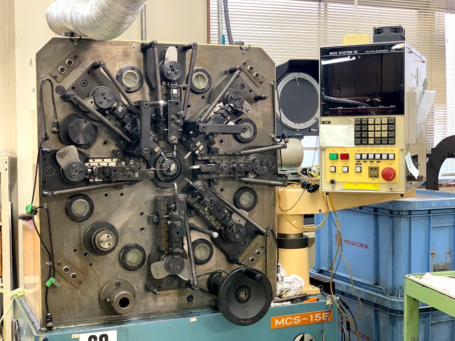 引張コイルばね - 中央ばね工業株式会社