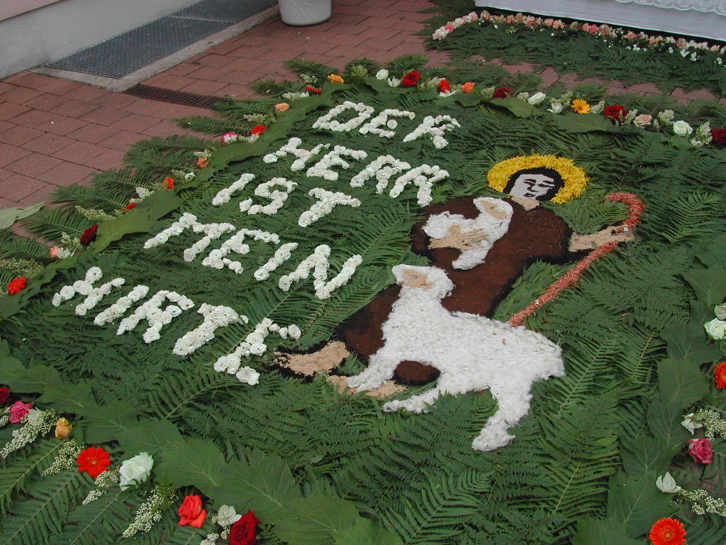 Pfarrei Parkstein / Bistum Regensburg - Blumenteppich für Fronleichnam