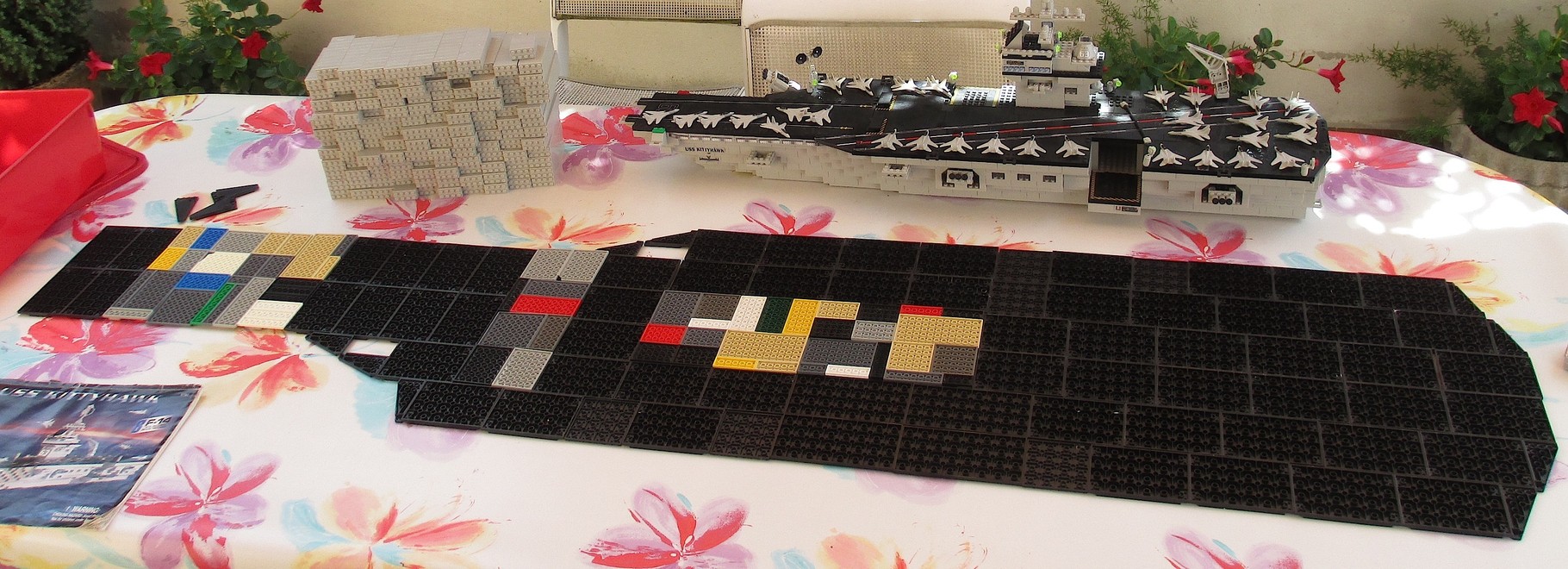 Construction - Aircraft Carrier Building Bricks World