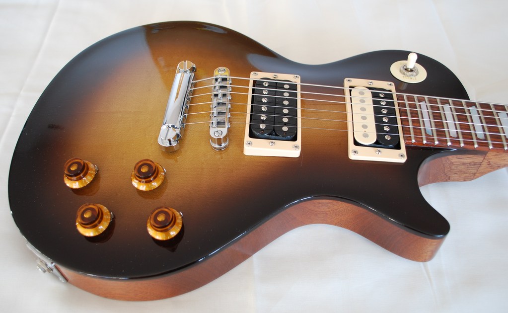 First Love Custom - https://www.linus-guitars.com