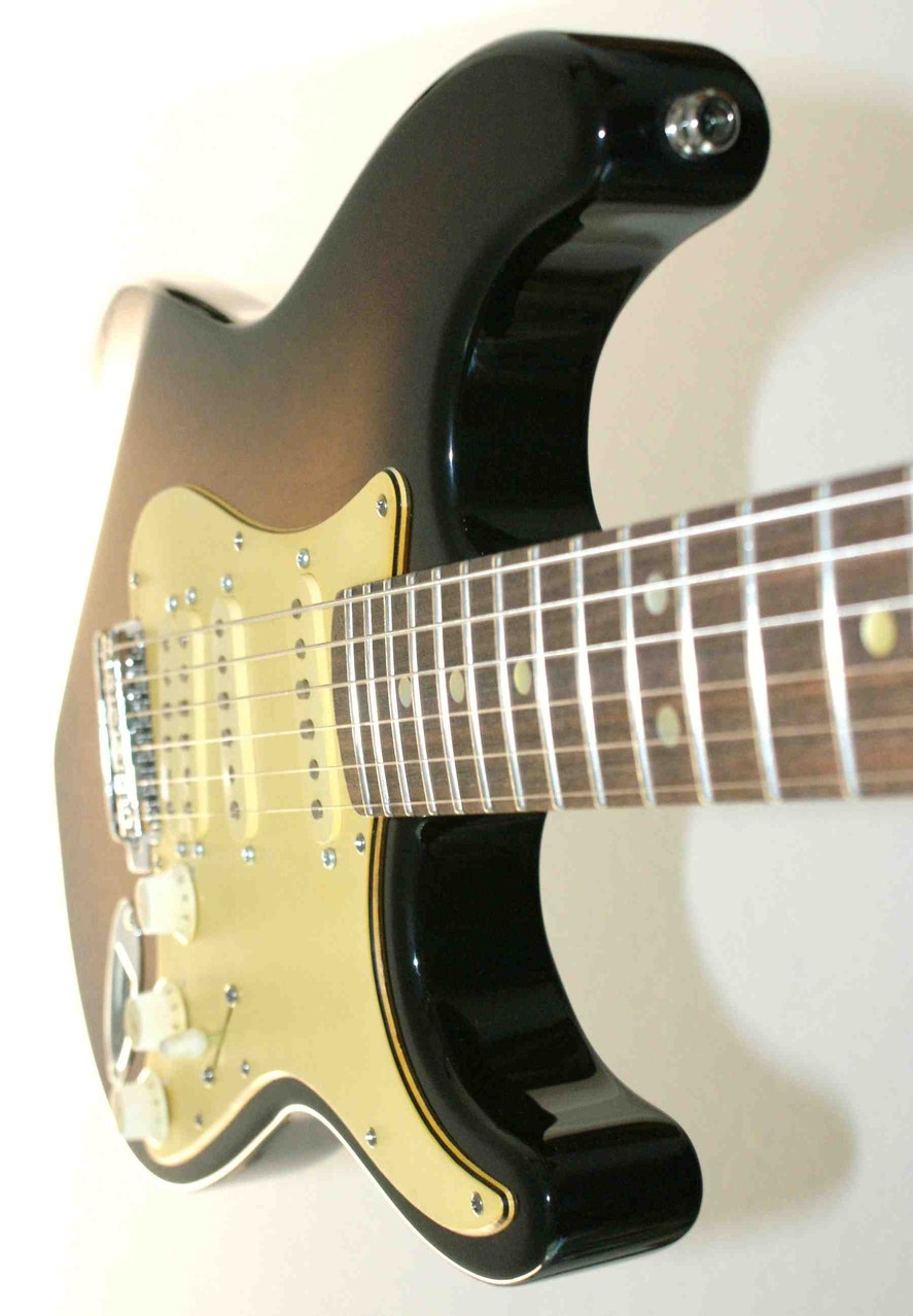 Strat - Baubegleitung Linus - https://www.linus-guitars.com