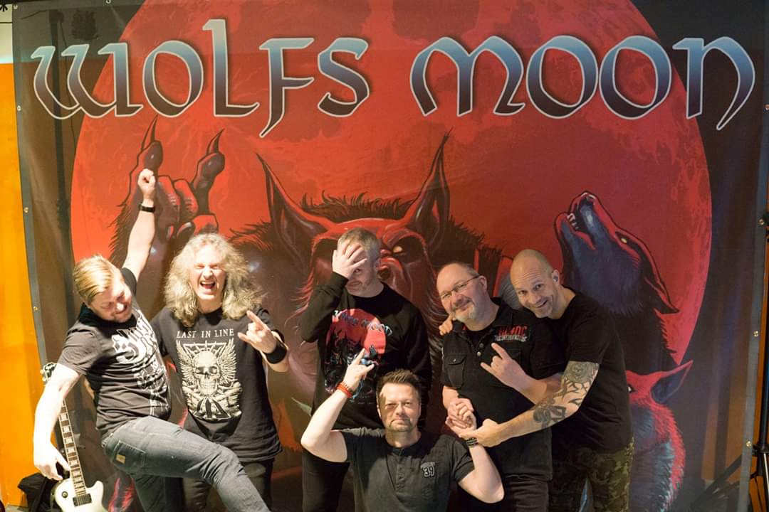 WOLFS MOON 2022 - Webseite der Heavy-Metal Band Wolfs Moon!