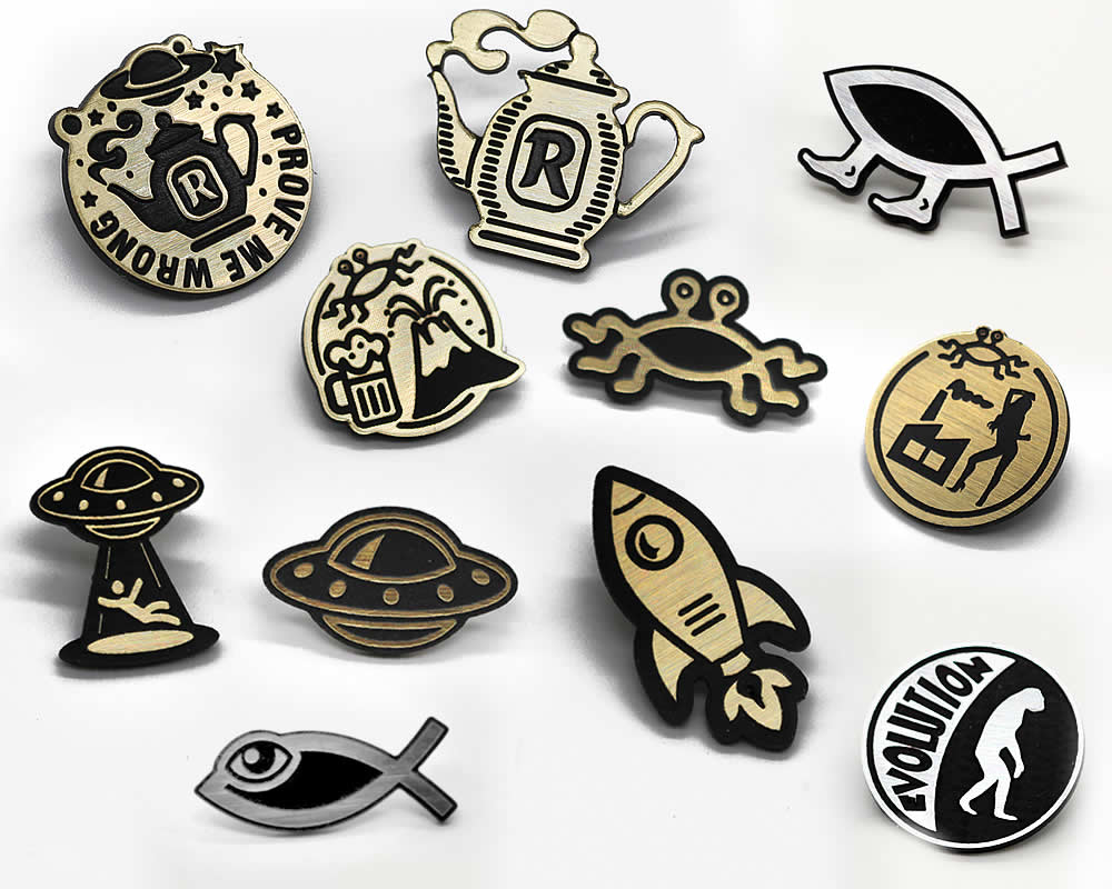 Pins (Anstecker) - DREIPUNKT®