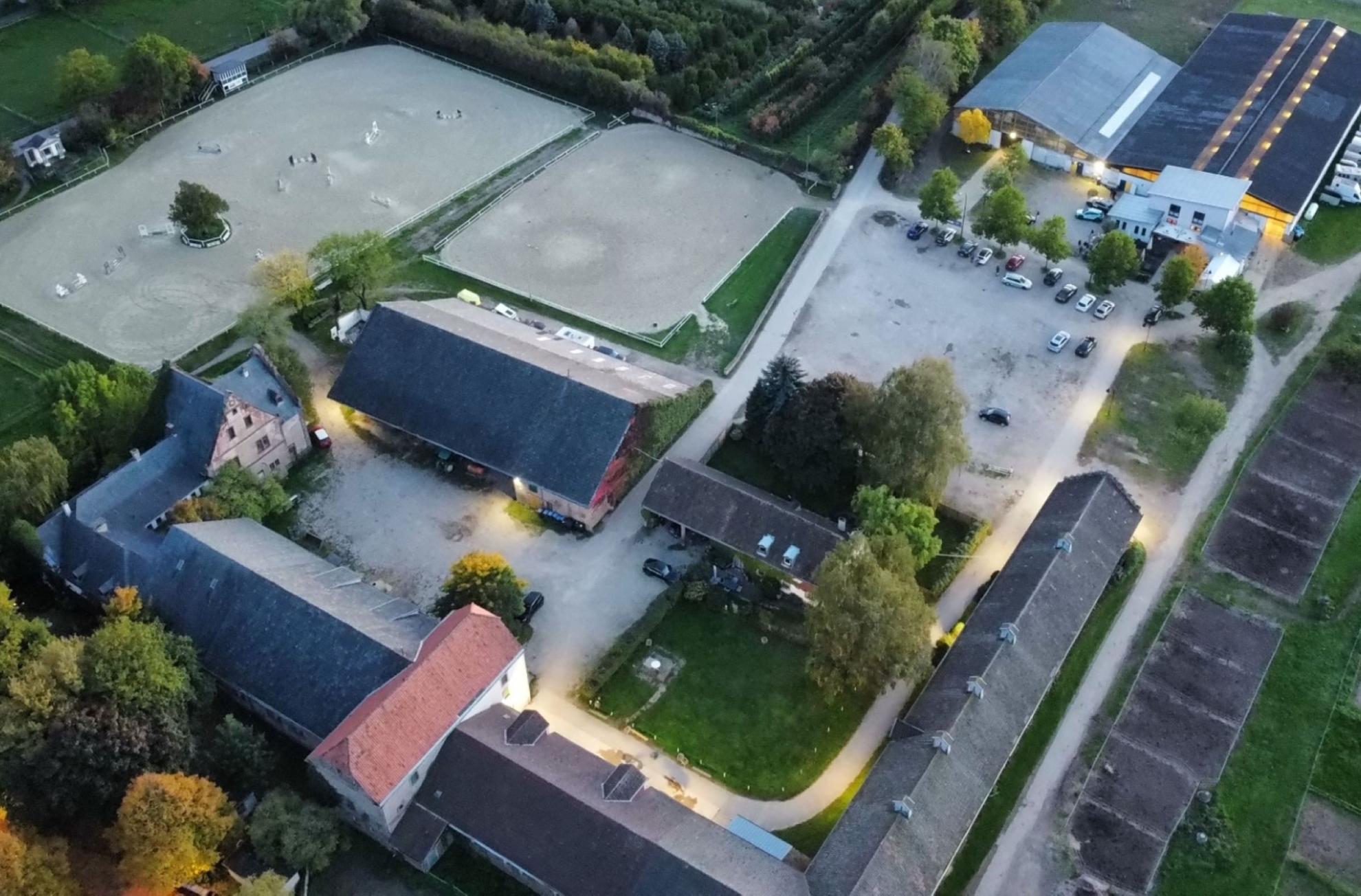 NEWS: - pst-hofgut-monaises Webseite!