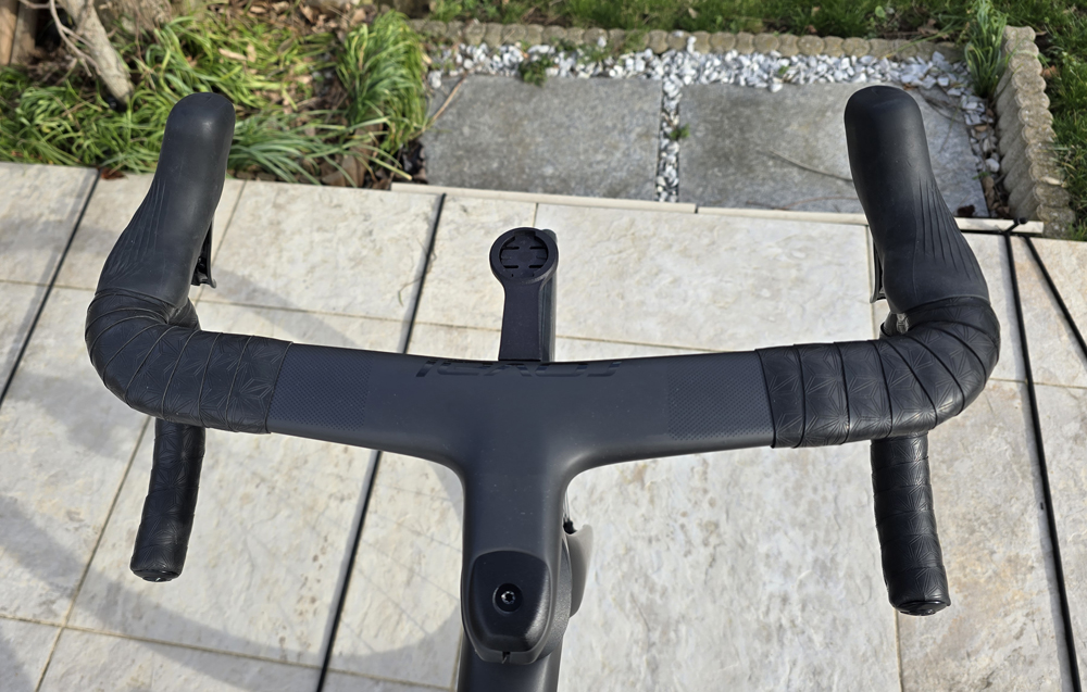 Specialized TARMAC SL8 2024 - 5.35 kgs - Le Baron Noir - Richard GEIST ...