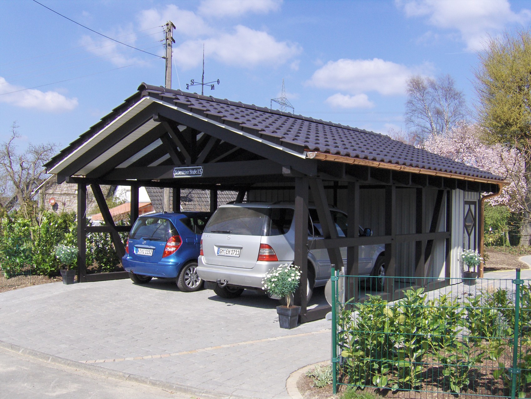 Carport und Garage mit Fachwerk - Premium Carportwerk