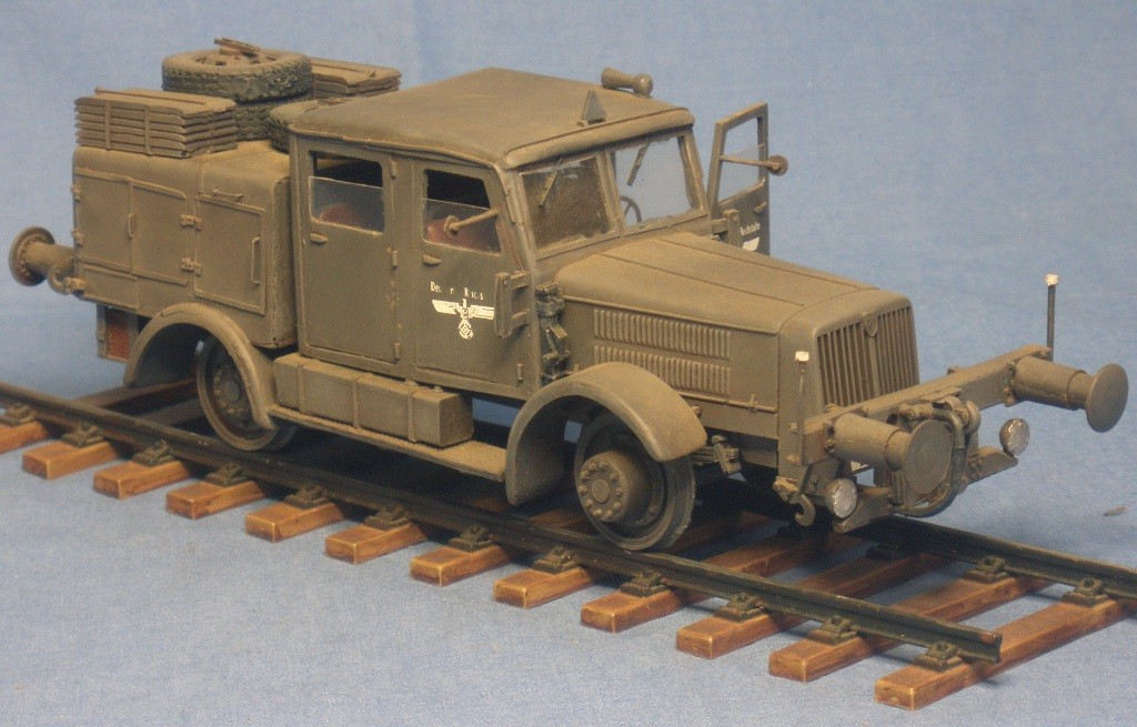 Faun Zugmaschine ZR/ZRS 1/35 - Militärmodellbau Mörs