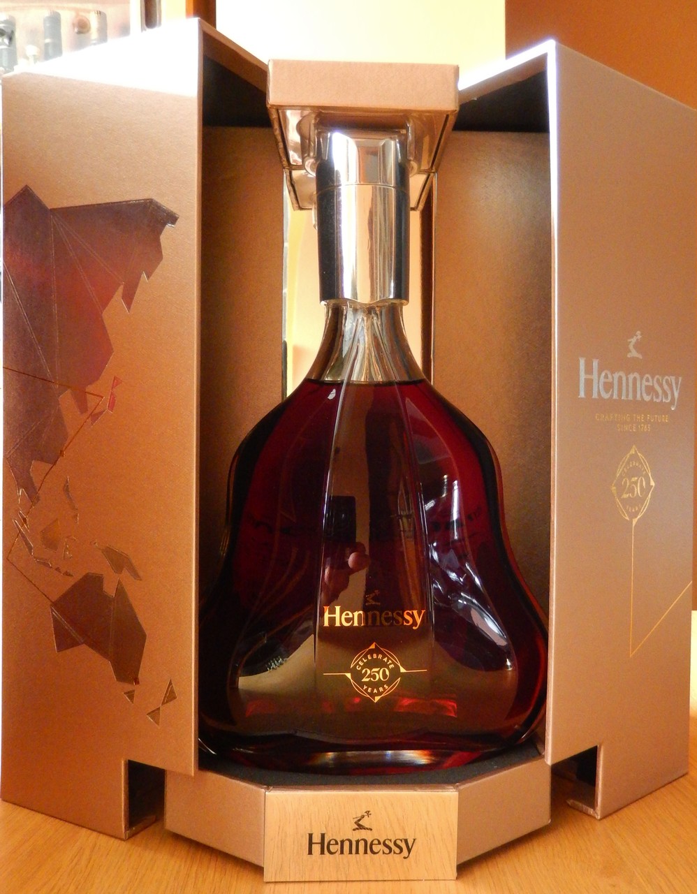 H250 - Website of donhenny-hennessycollector!