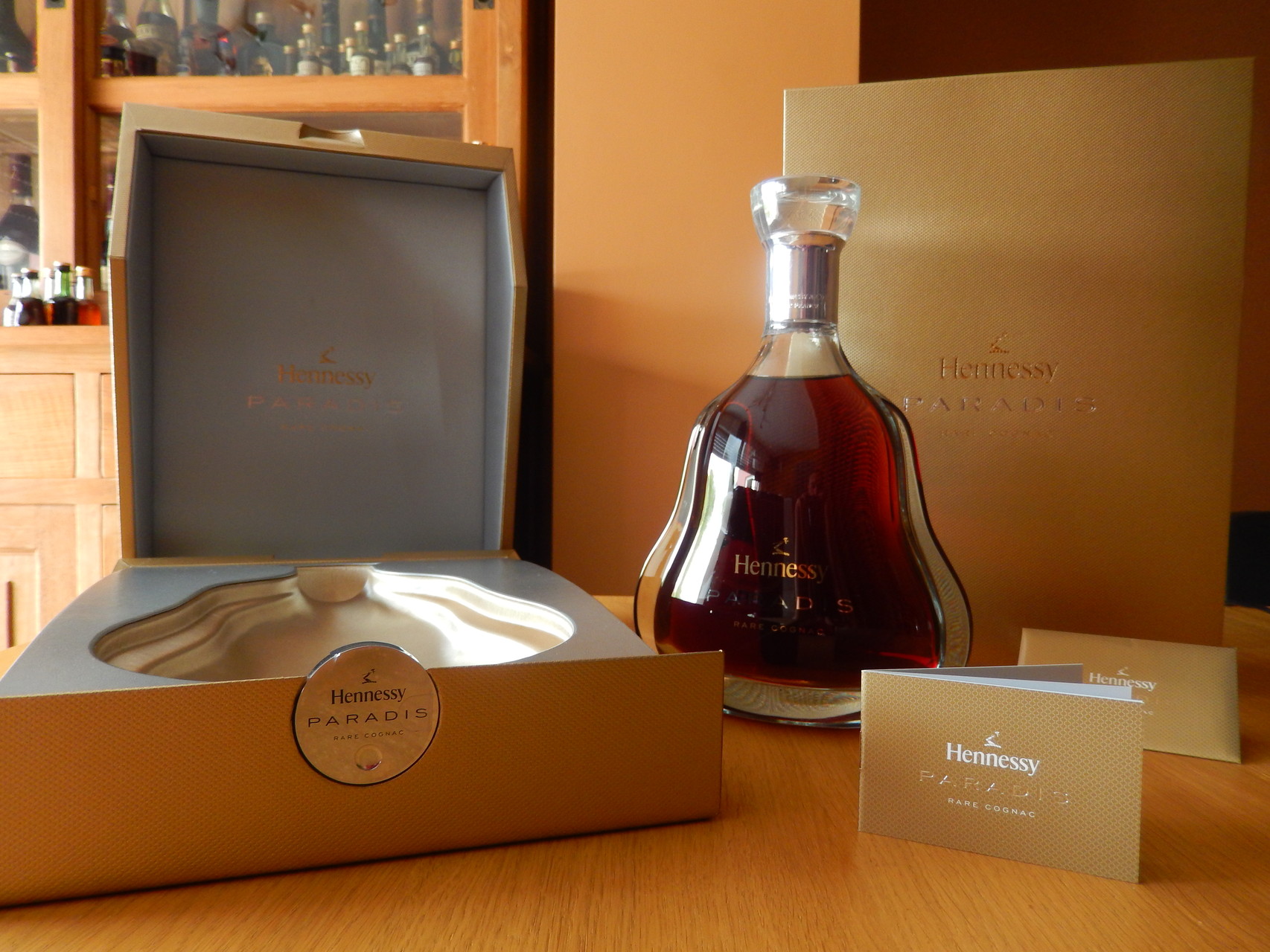 Paradis 2015 - Website of donhenny-hennessycollector!