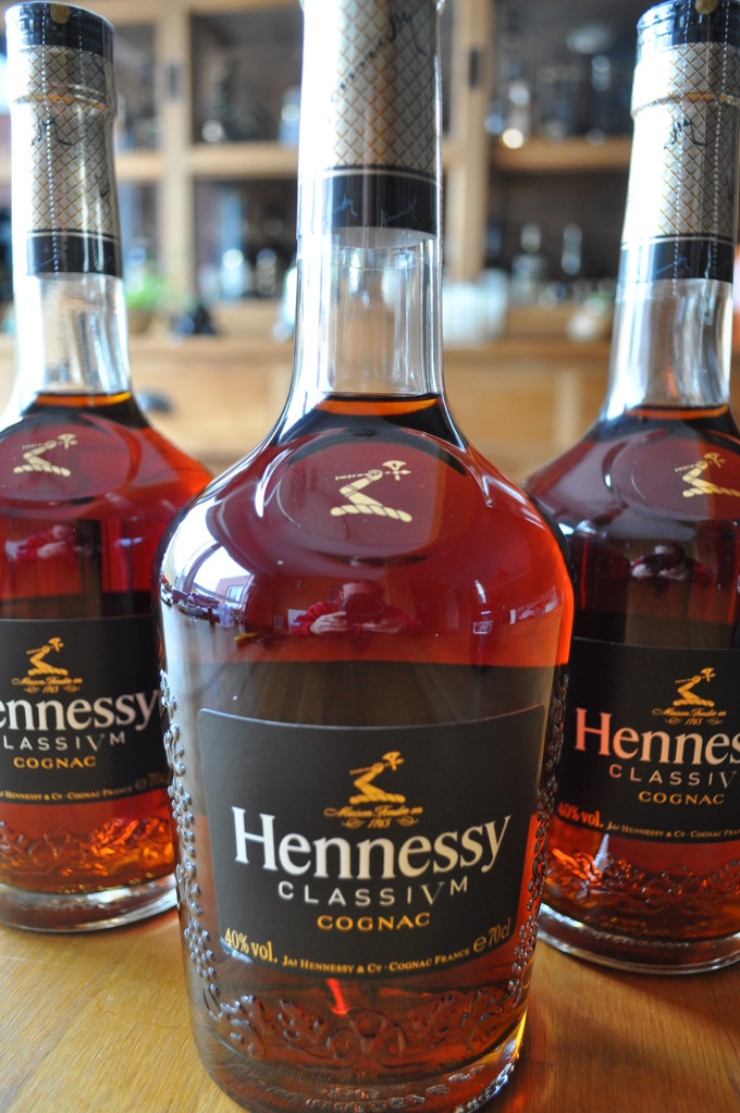 HENNESSY VS editions - Website of donhenny-hennessycollector!