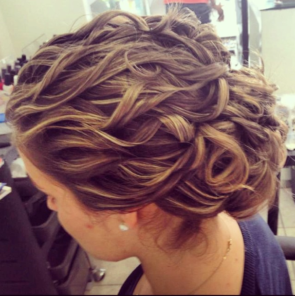 peinados de novia con rizos sueltos